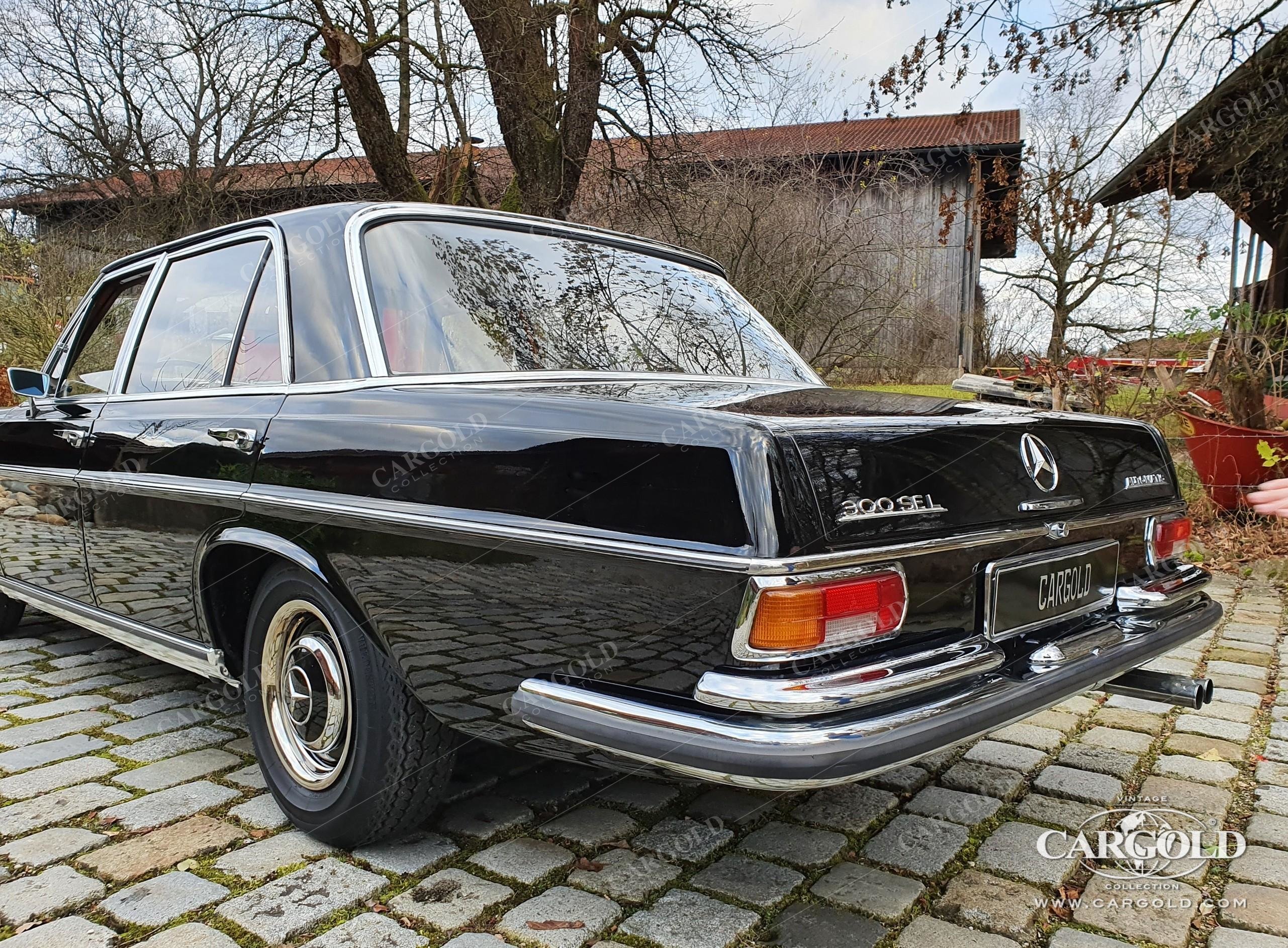 Mercedes 300 SEL by Cargold